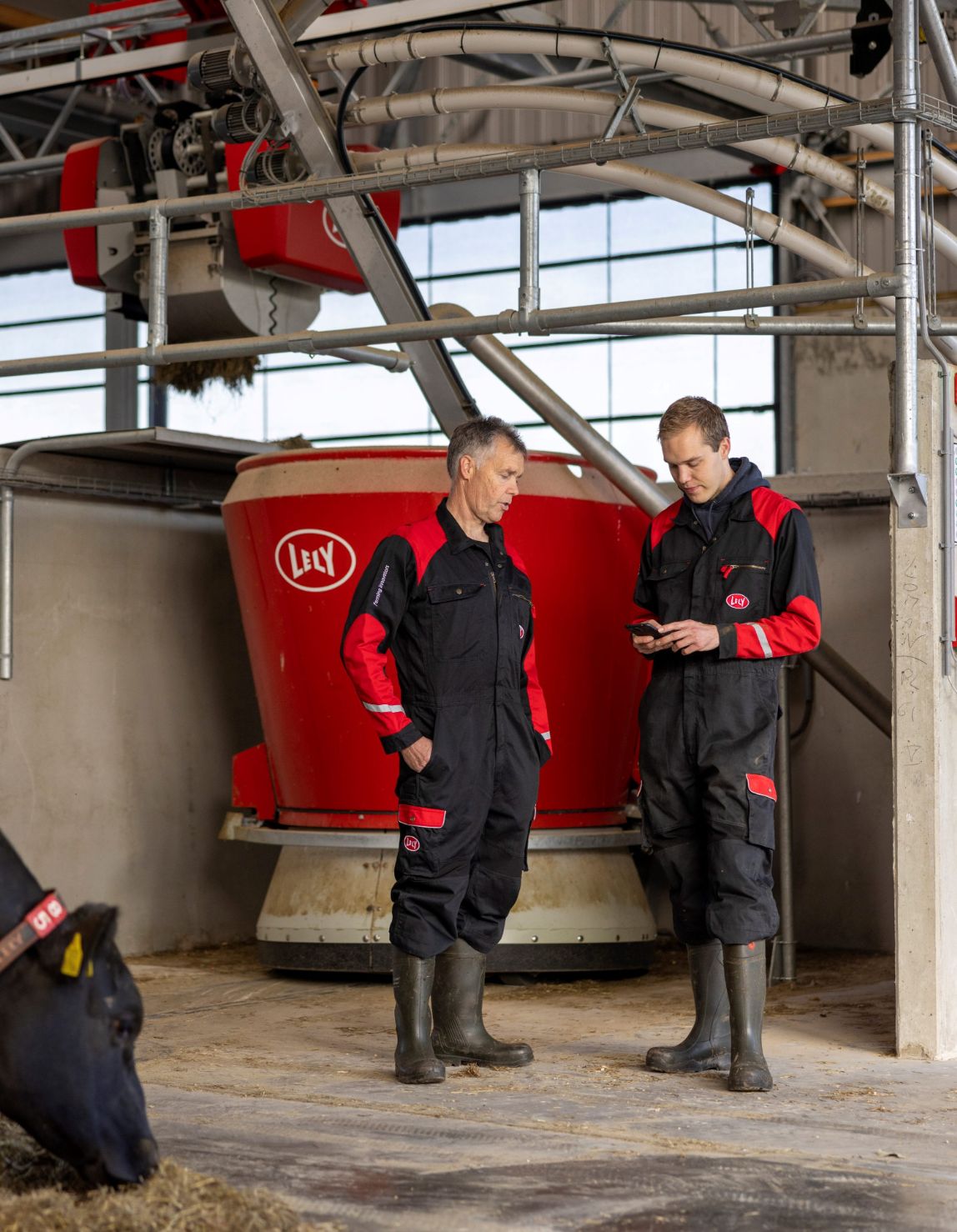 Lely › ‘Automatiseren past in ons toekomstplaatje’ | Melkvee.nl ...