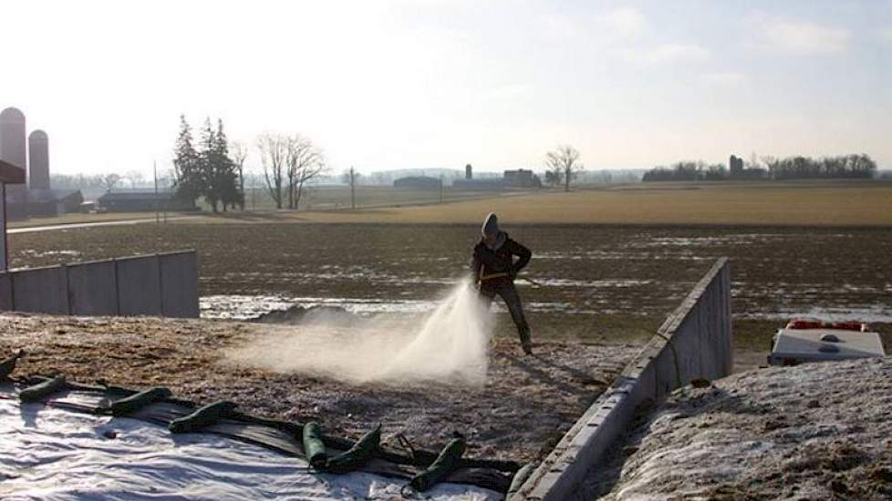 Kuil afdichten zonder plastic | Melkvee.nl - Nieuws en kennis voor de ...